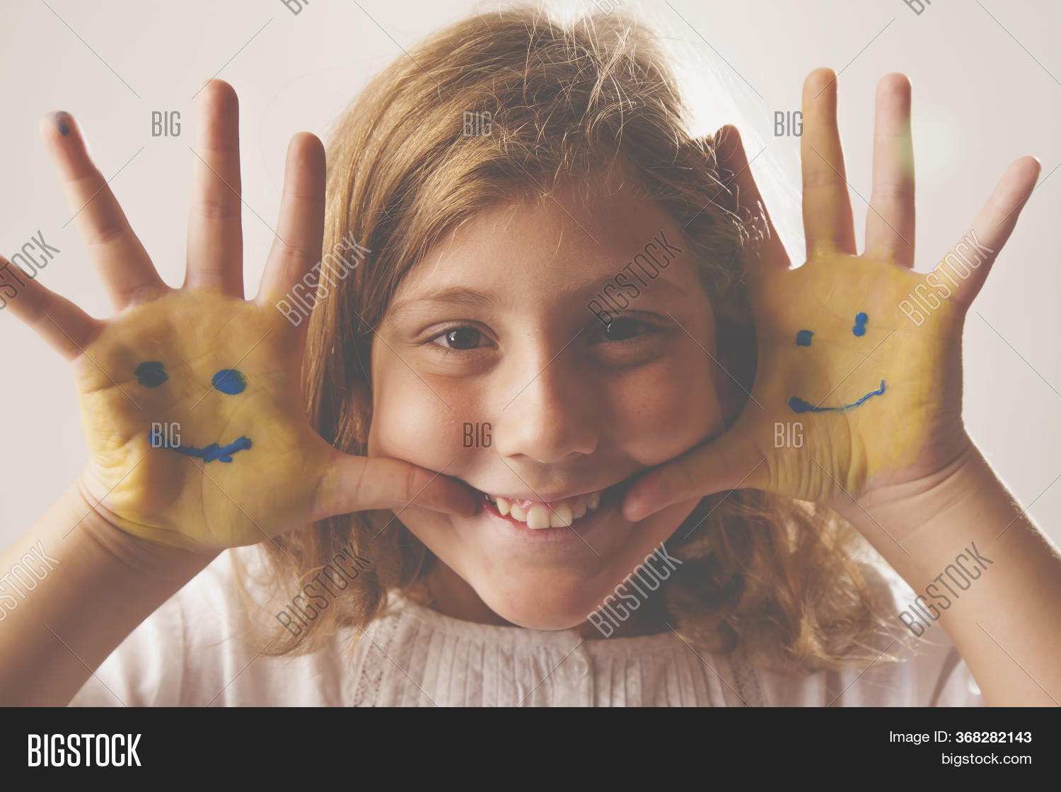 Hand Cute Young Girl Image & Photo (Free Trial) | Bigstock