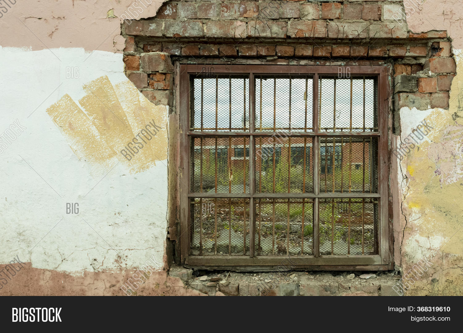 Old Broken Window Bars Image & Photo (Free Trial) | Bigstock