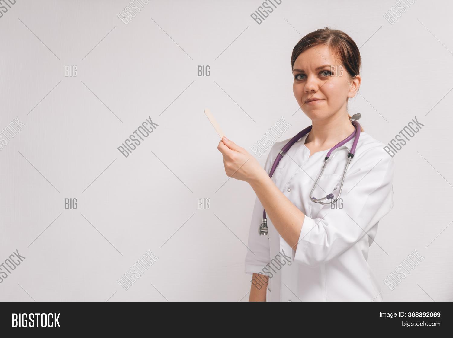 Young Beautiful Female Image & Photo (Free Trial) | Bigstock