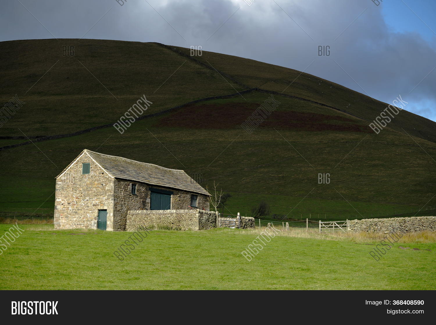 Stone Farm Building Image & Photo (Free Trial) | Bigstock