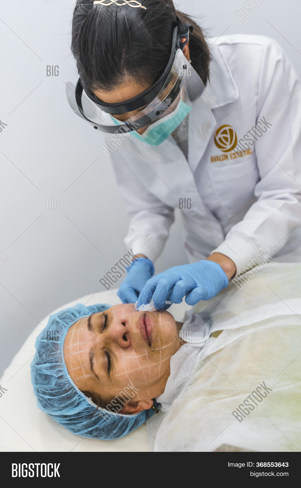 Applying Injections Image & Photo (Free Trial) | Bigstock