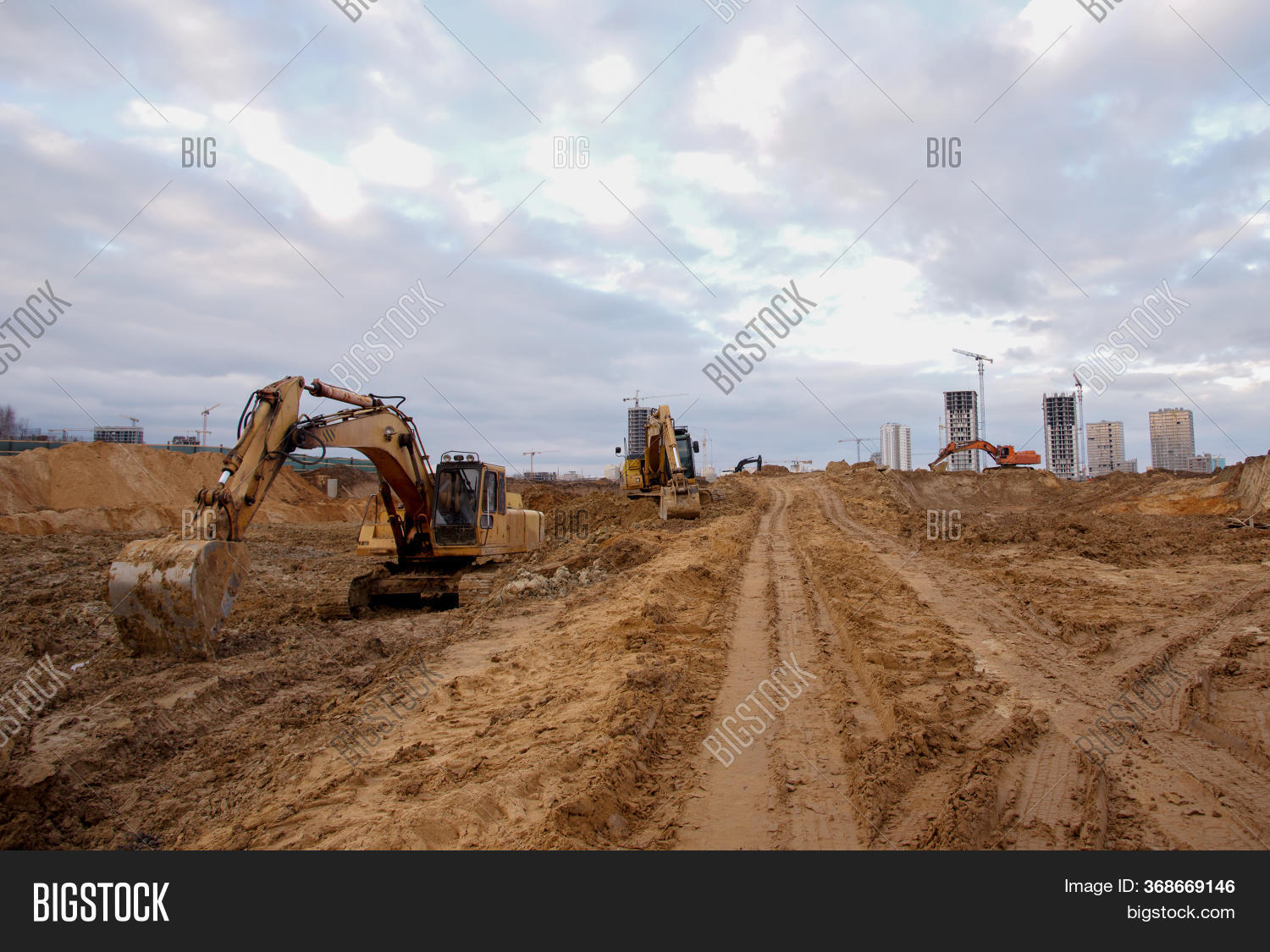 Group Excavators Dig Image & Photo (Free Trial) | Bigstock
