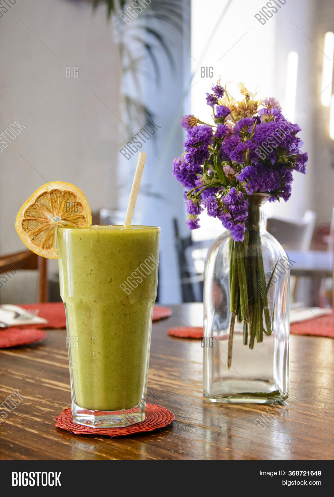 Smoothie Cristal Glass Image & Photo (Free Trial) | Bigstock