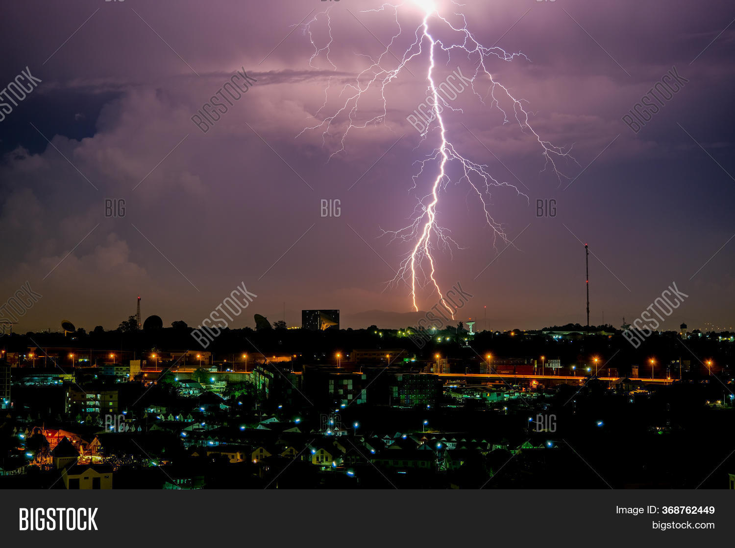 Bright Lightning Bolt Image & Photo (Free Trial) | Bigstock