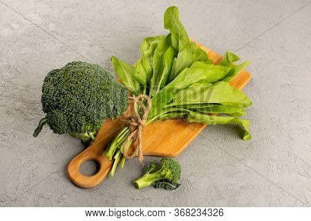 Front View Broccoli Image & Photo (Free Trial) | Bigstock