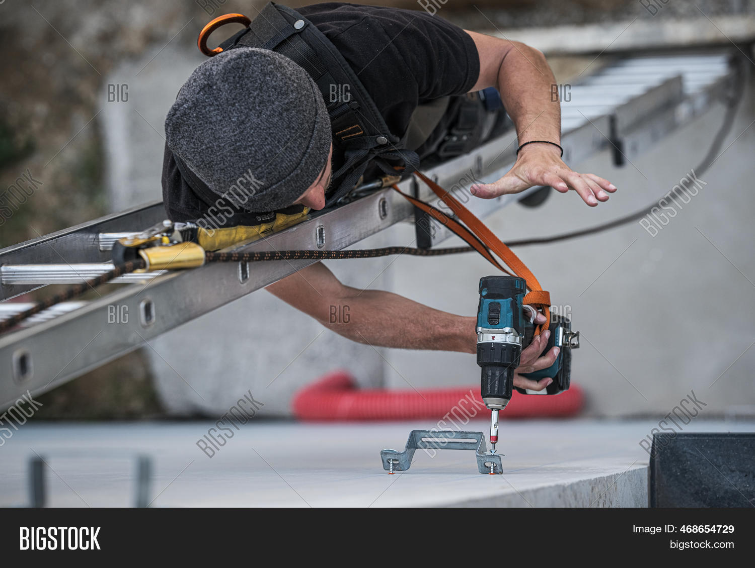 Electrician Installs Image & Photo (Free Trial) | Bigstock