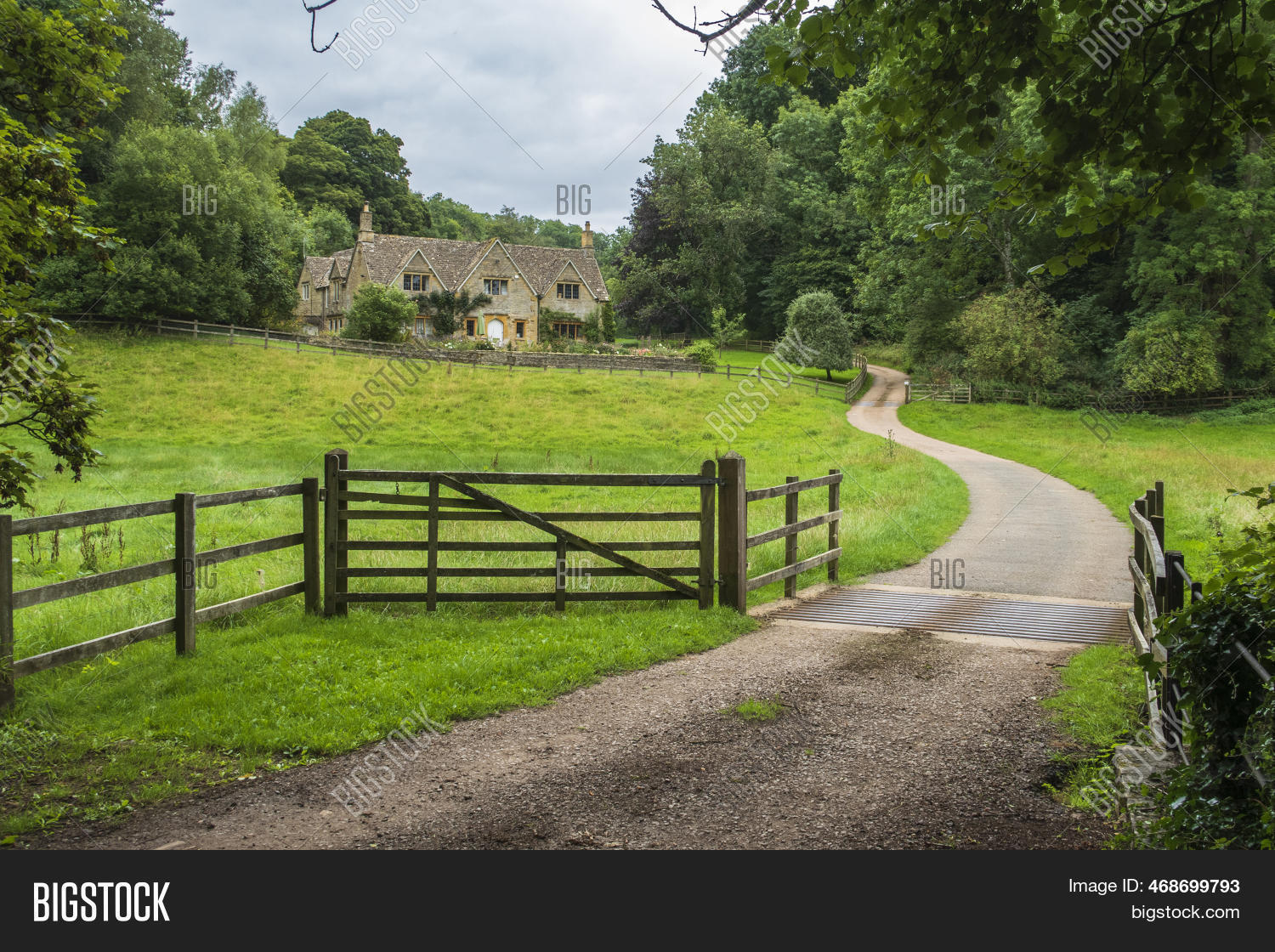 Old English Country Image & Photo (Free Trial) | Bigstock