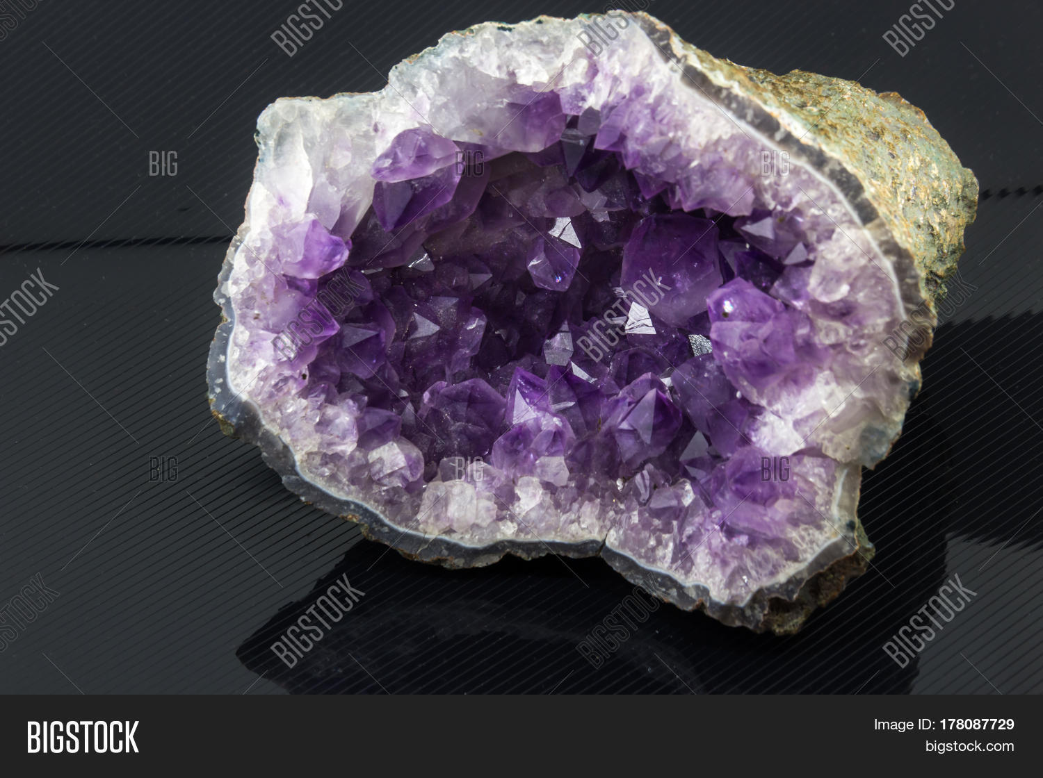 Attractive Amazing Image & Photo (Free Trial) | Bigstock