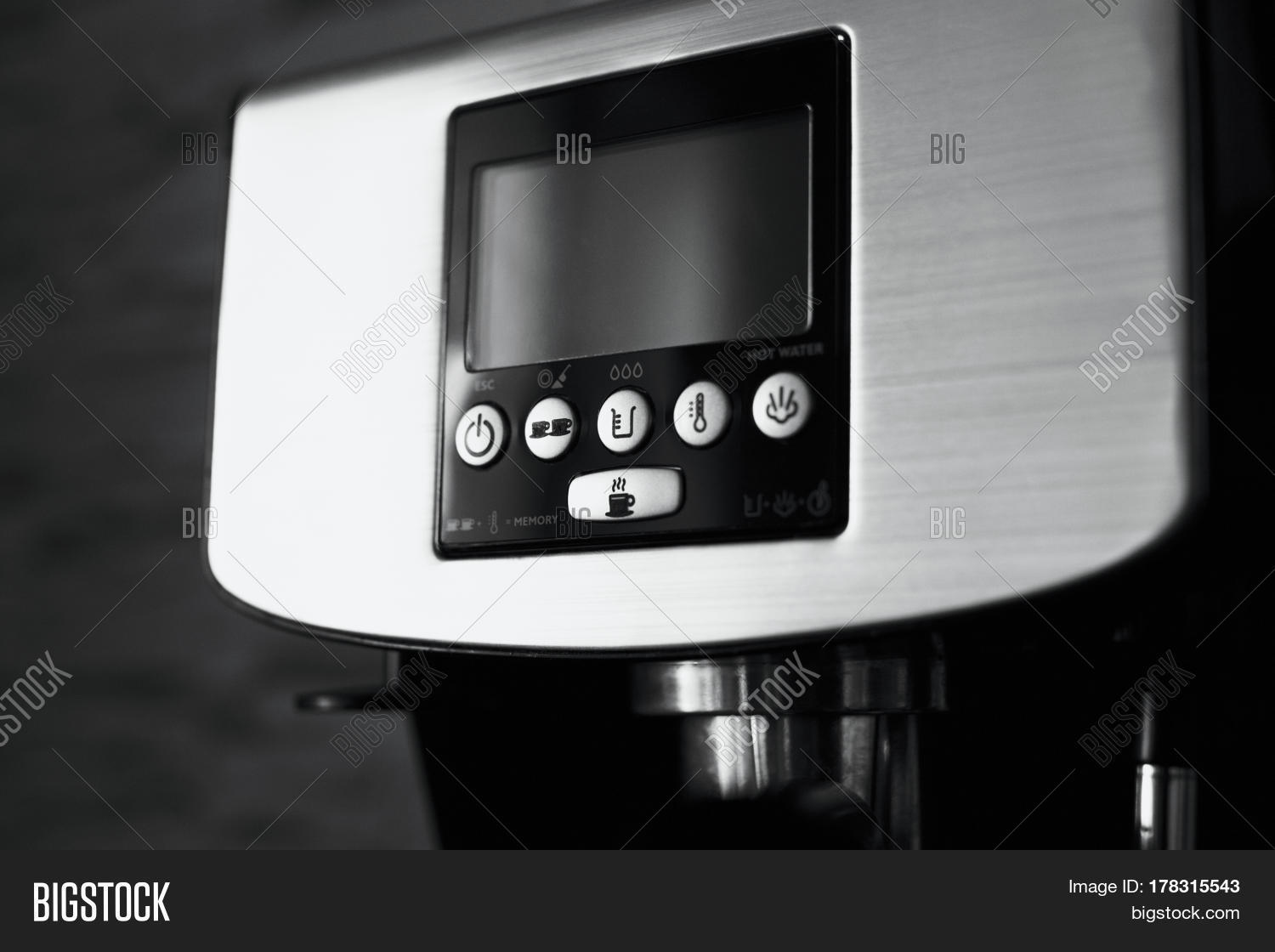 Imagen y foto Photo Black White (prueba gratis) | Bigstock