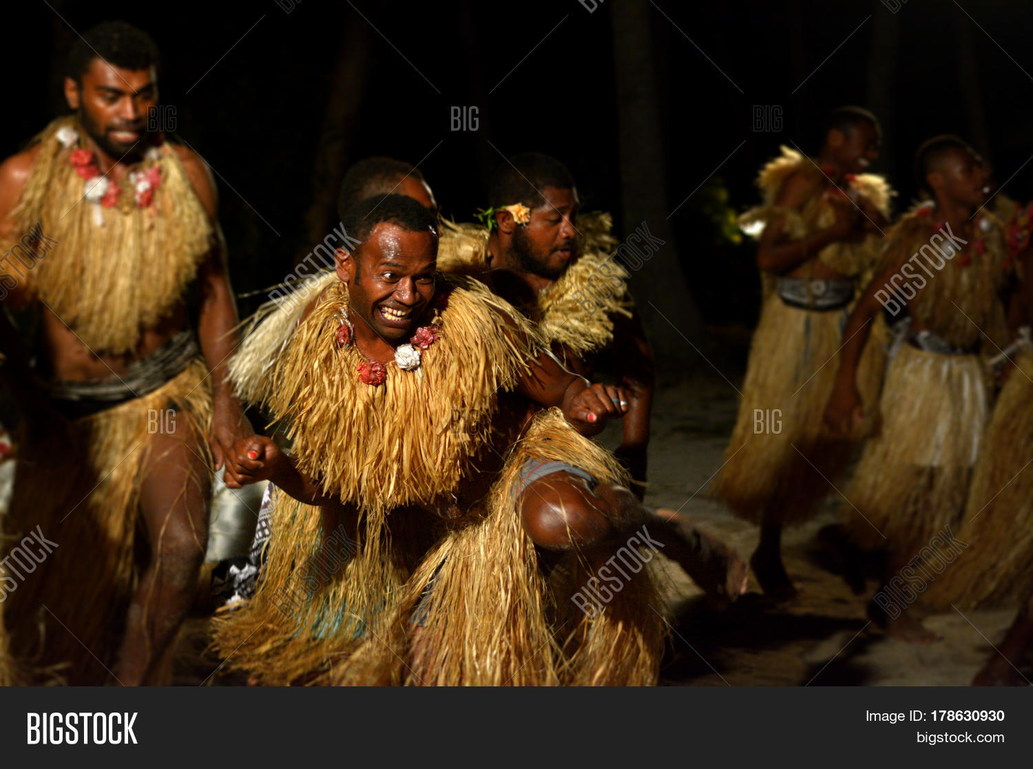 Fijian Men Dancing Image & Photo (Free Trial) | Bigstock