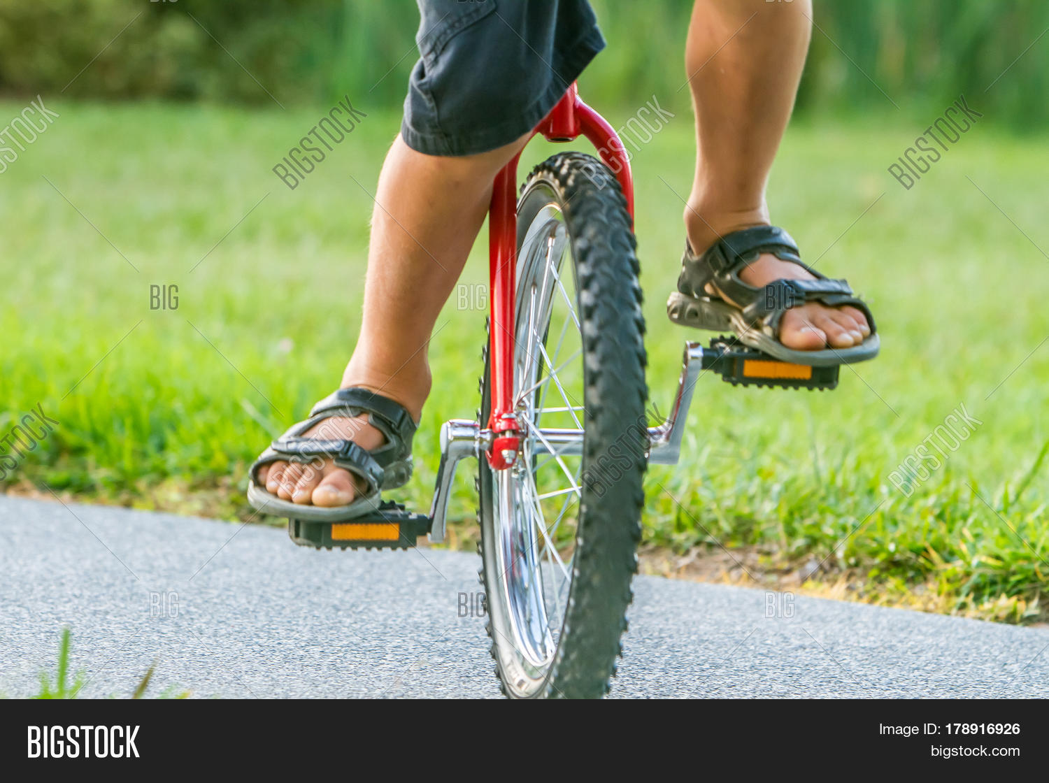 Outdoor Portrait Young Image & Photo (Free Trial) | Bigstock