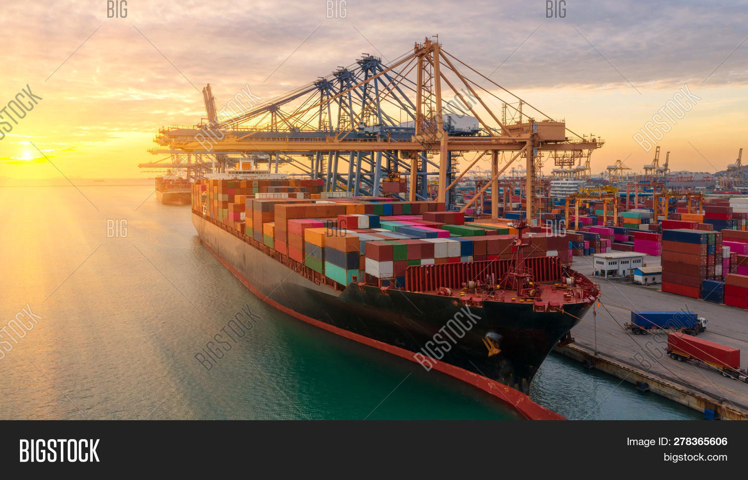 Container Ship Export Image & Photo (Free Trial) | Bigstock