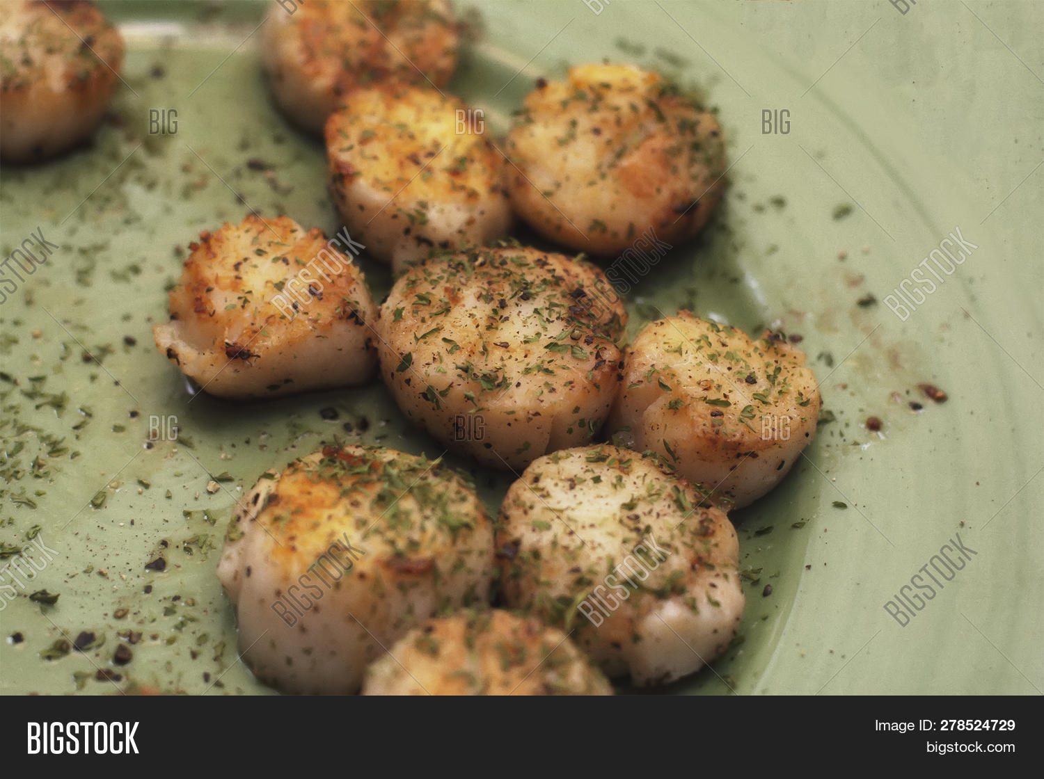 Scallops Pan Seared Image & Photo (Free Trial) | Bigstock