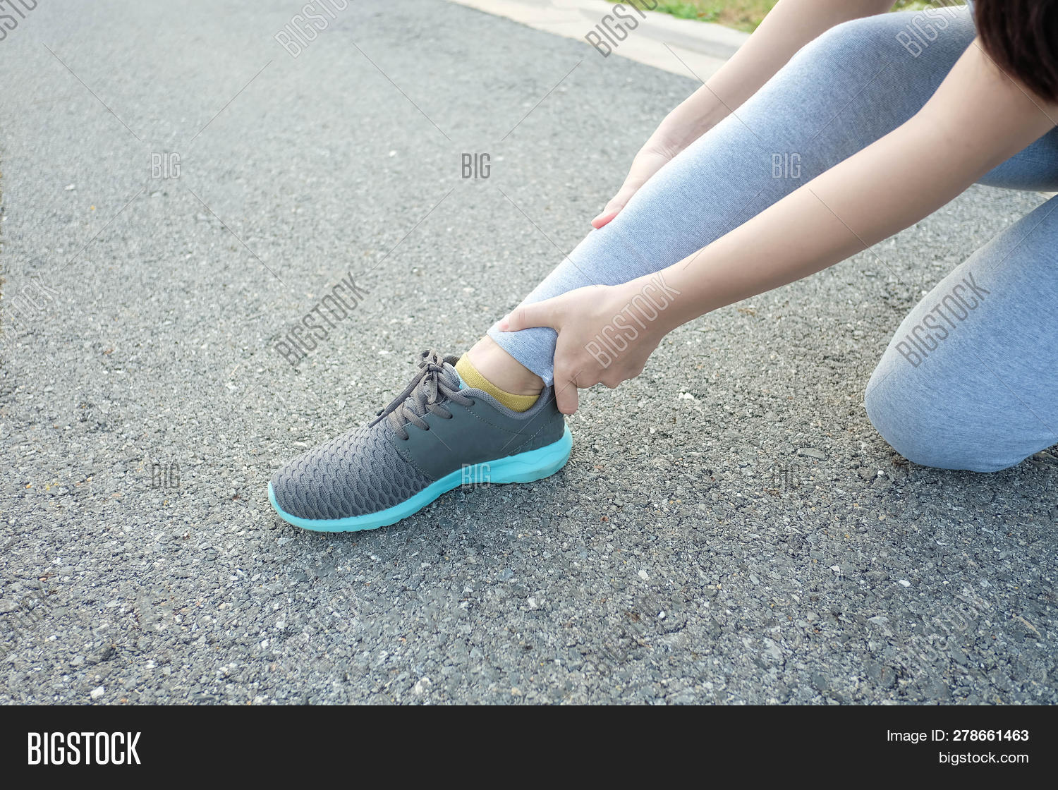 Running Injury Leg Image & Photo (Free Trial) | Bigstock