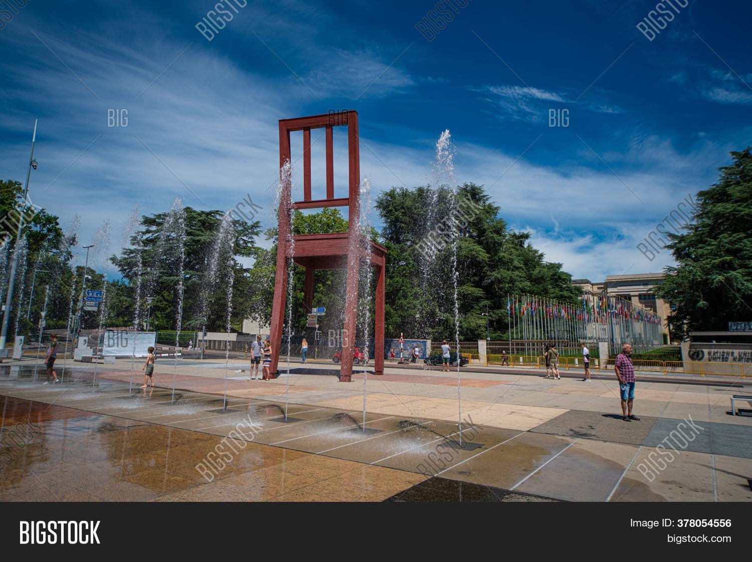 Broken Chair Monument Image & Photo (Free Trial) | Bigstock