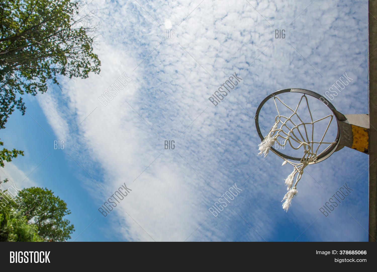 Broken Basketball Net Image & Photo (Free Trial) | Bigstock