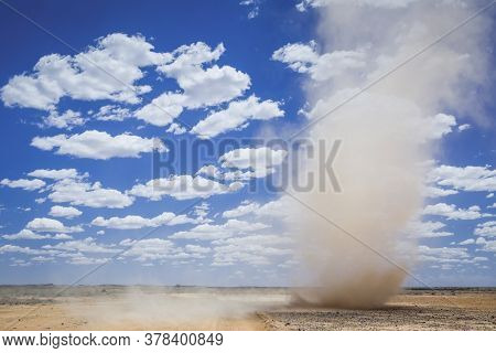 Mini Tornado Whirlwind Image & Photo (Free Trial) | Bigstock