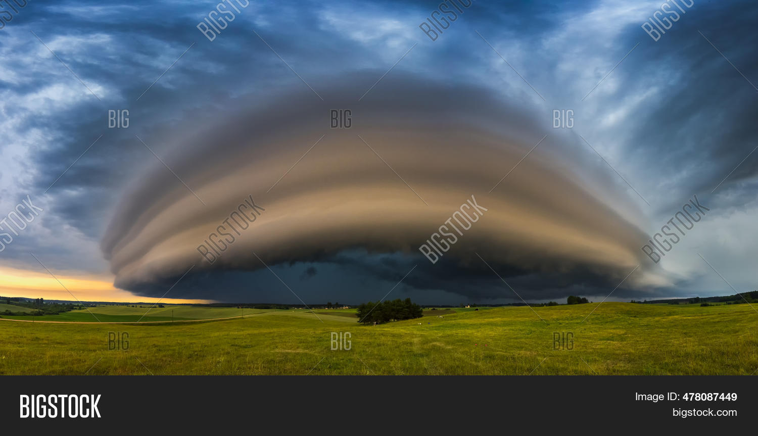 Angry Supercell Storm Image & Photo (Free Trial) | Bigstock