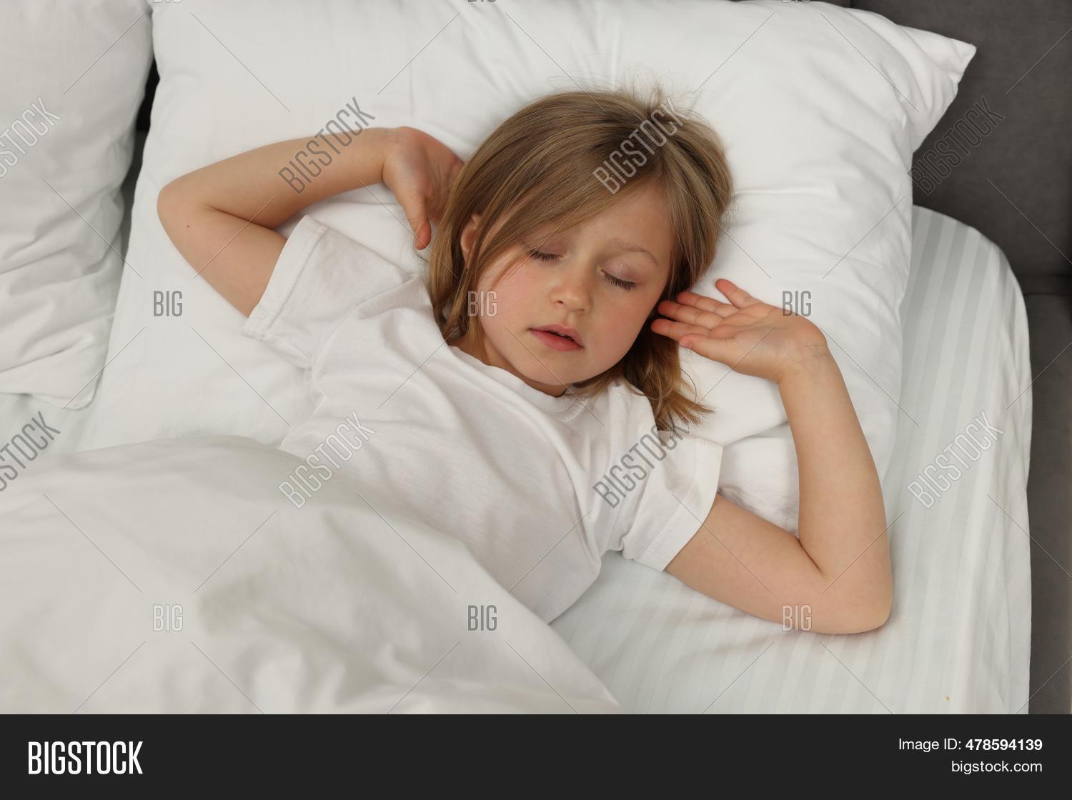 Little Girl Snoring Image & Photo (Free Trial) | Bigstock