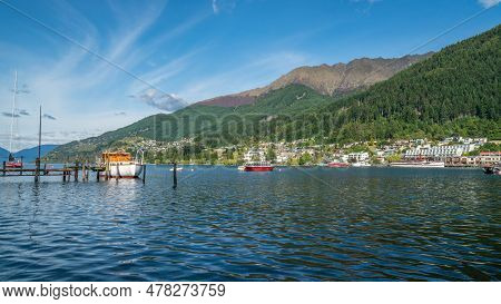 Queenstown Lakefront Image & Photo (Free Trial) | Bigstock