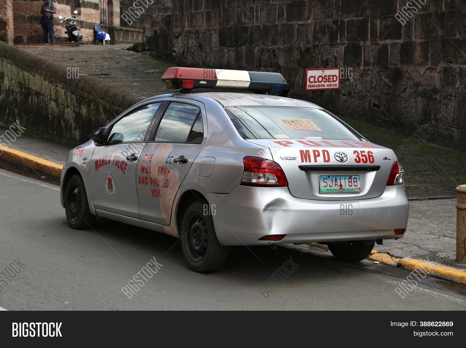 Filipino Police Car