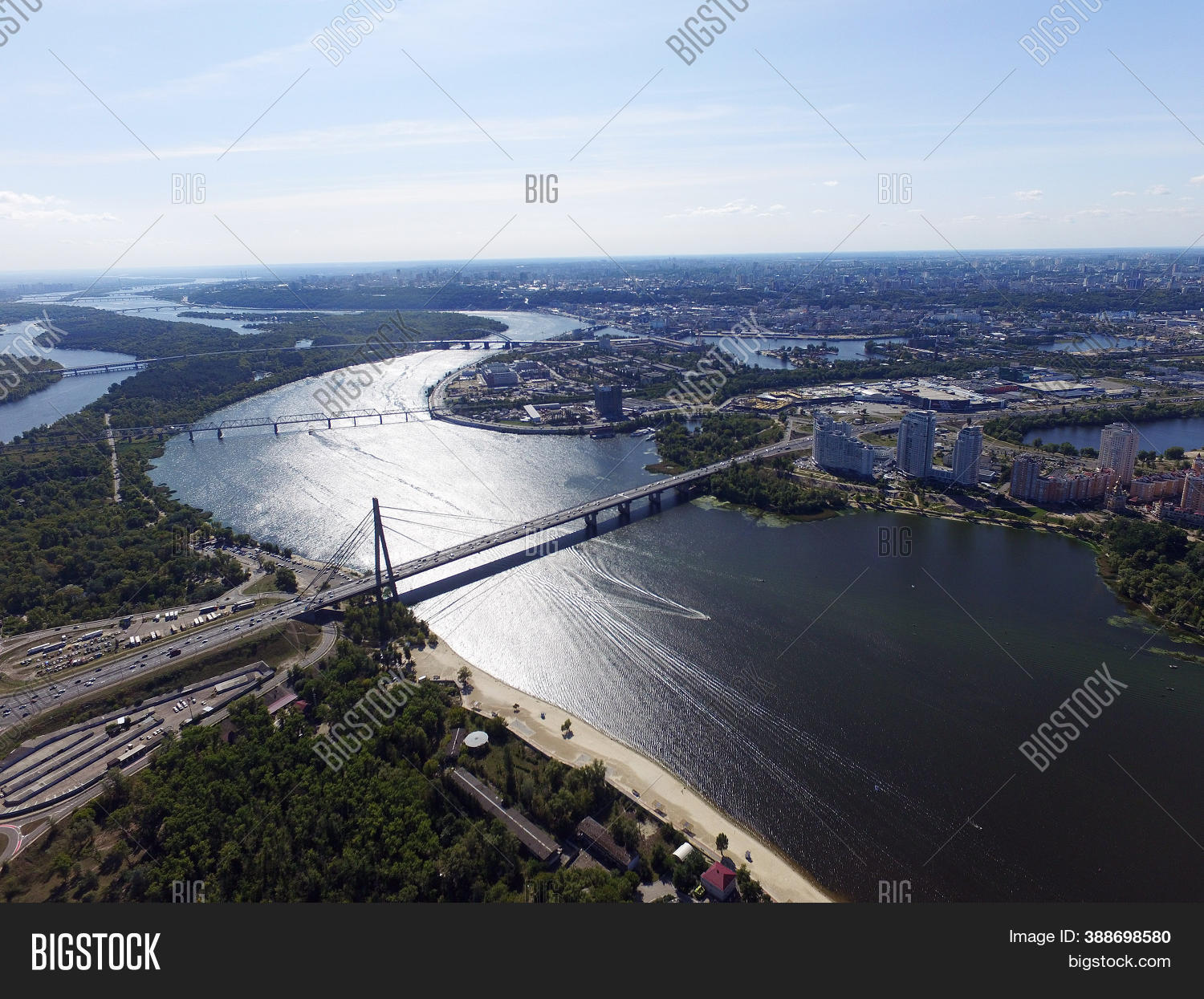 Moscow Bridge Across Image & Photo (Free Trial) | Bigstock