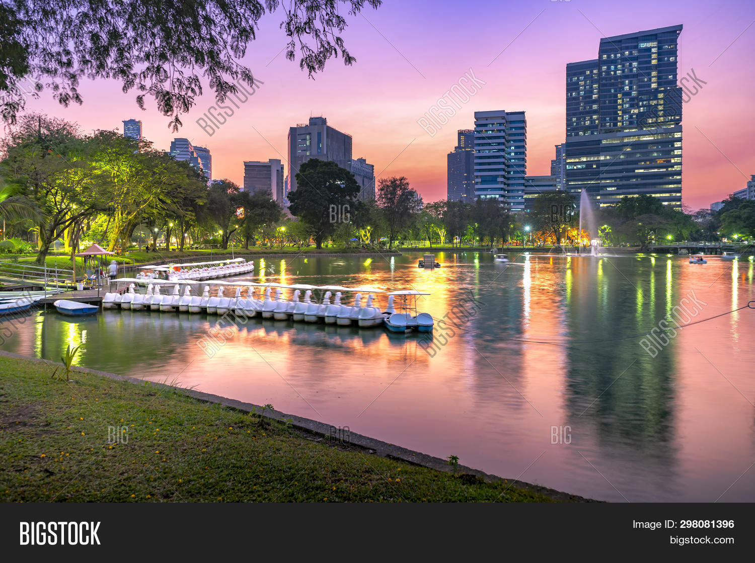 Lumpini Park Bangkok Image & Photo (Free Trial) | Bigstock
