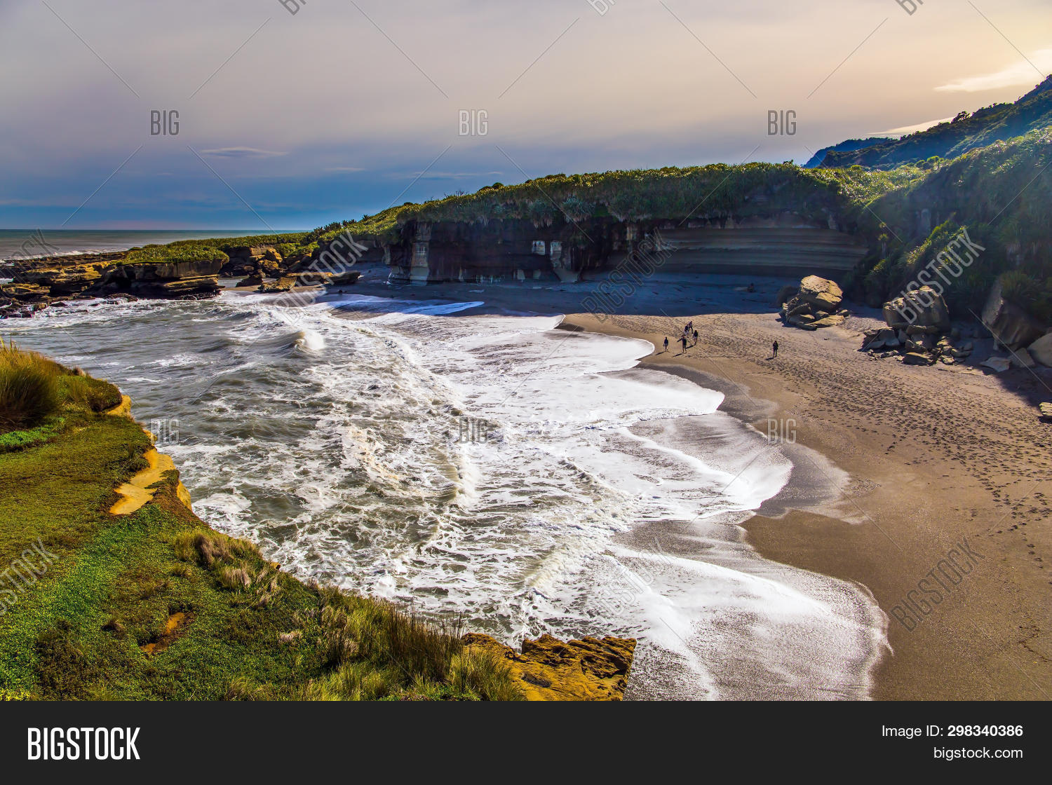 Powerful Ocean Surf. Image & Photo (Free Trial) | Bigstock