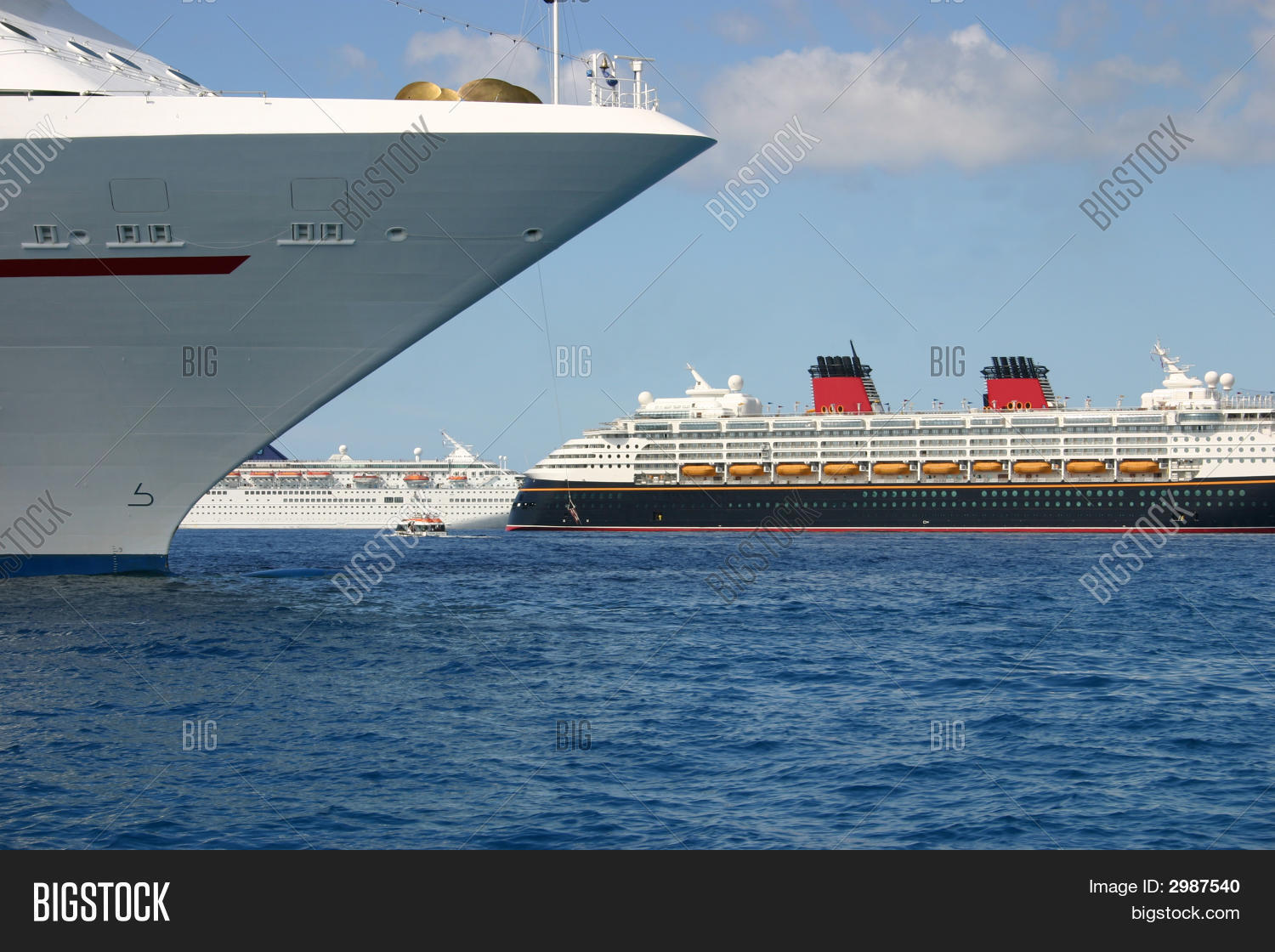 Anchored Cruise Ships Image & Photo (Free Trial) | Bigstock