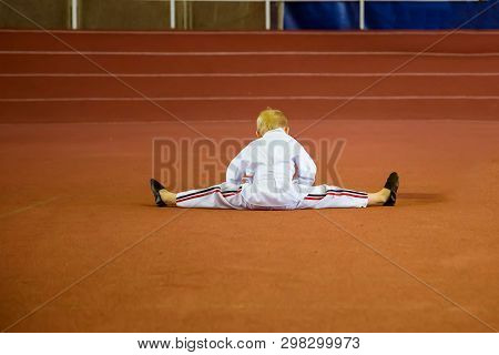 Boy Do Splits Images, Illustrations & Vectors (Free) - Bigstock