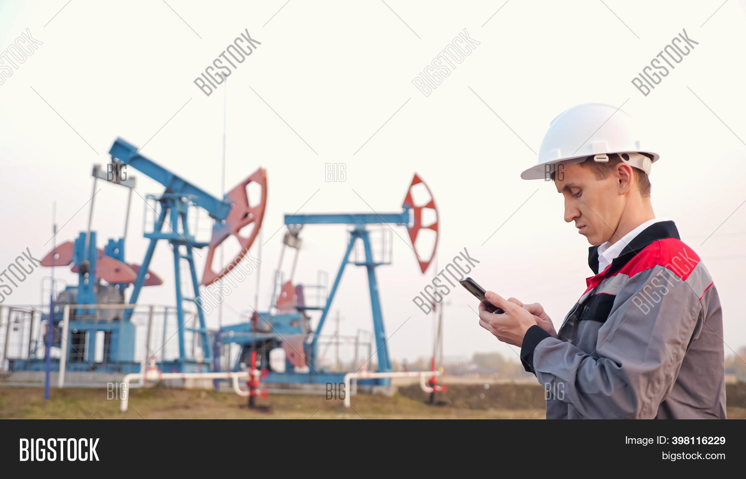 Oil Industry Worker Image & Photo (Free Trial) | Bigstock