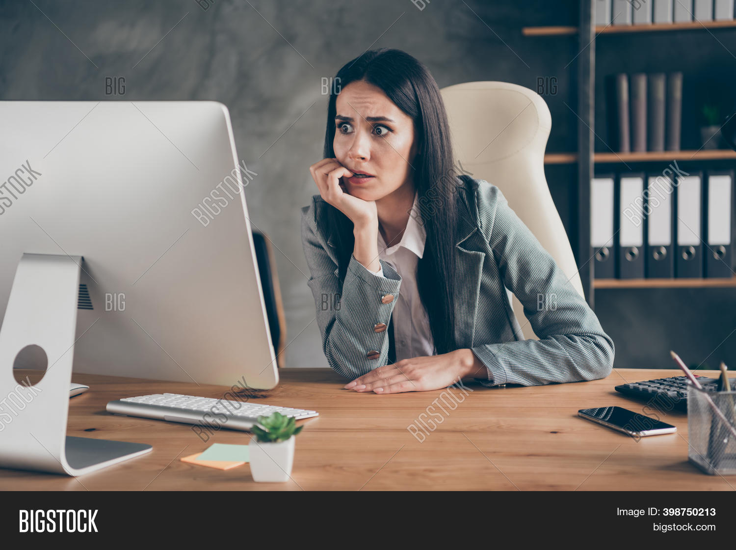 Shocked Frustrated Image & Photo (Free Trial) | Bigstock