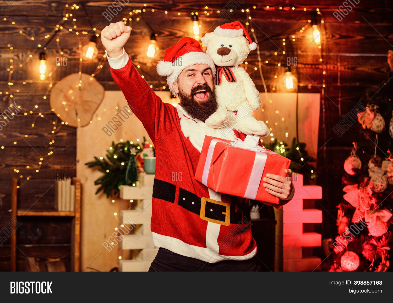 Bearded Man Santa Hat Image & Photo (Free Trial) | Bigstock