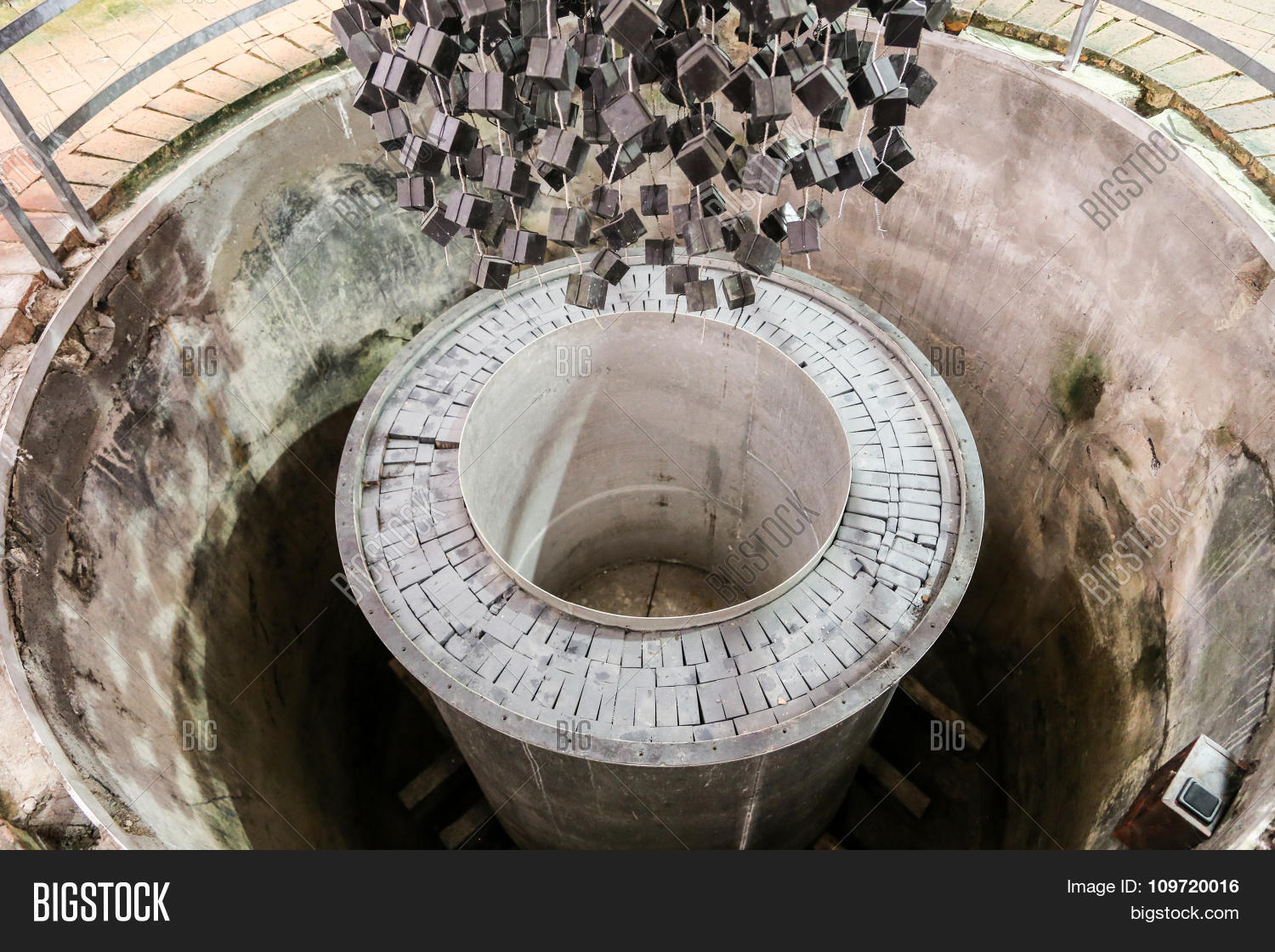 Uranium Rods Nuclear Image & Photo (Free Trial) | Bigstock