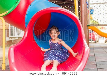 Little Girl Playing On Image & Photo (Free Trial) | Bigstock