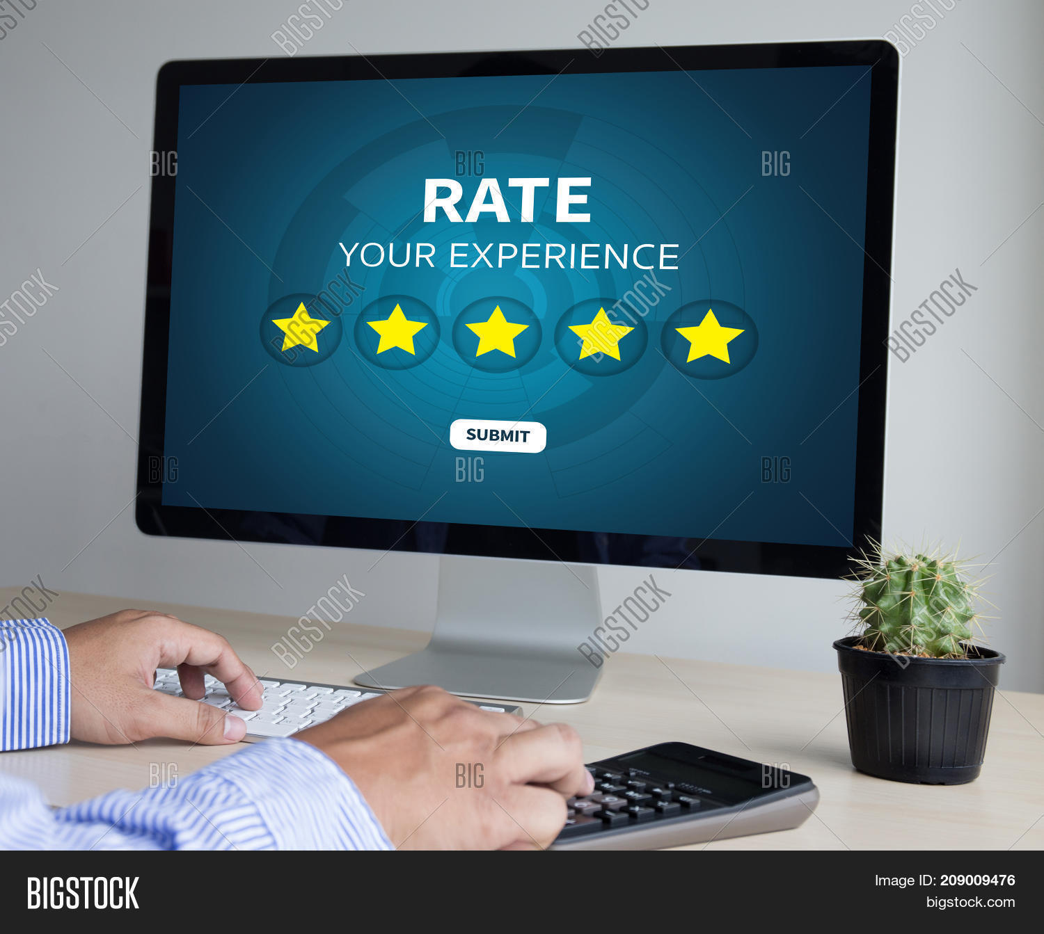 Online Reviews Image & Photo (Free Trial) | Bigstock