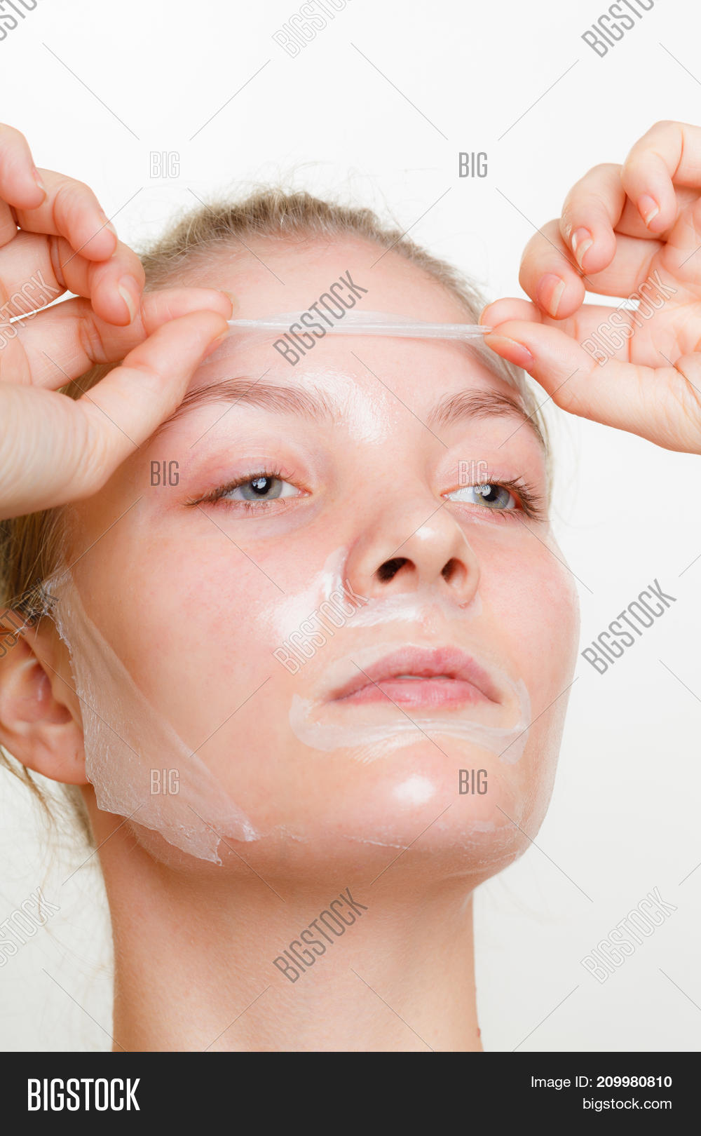 Woman Removing Facial Image & Photo (Free Trial) | Bigstock