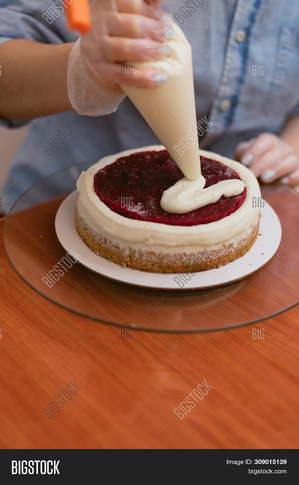 Lovely Girl Making Image & Photo (Free Trial) | Bigstock