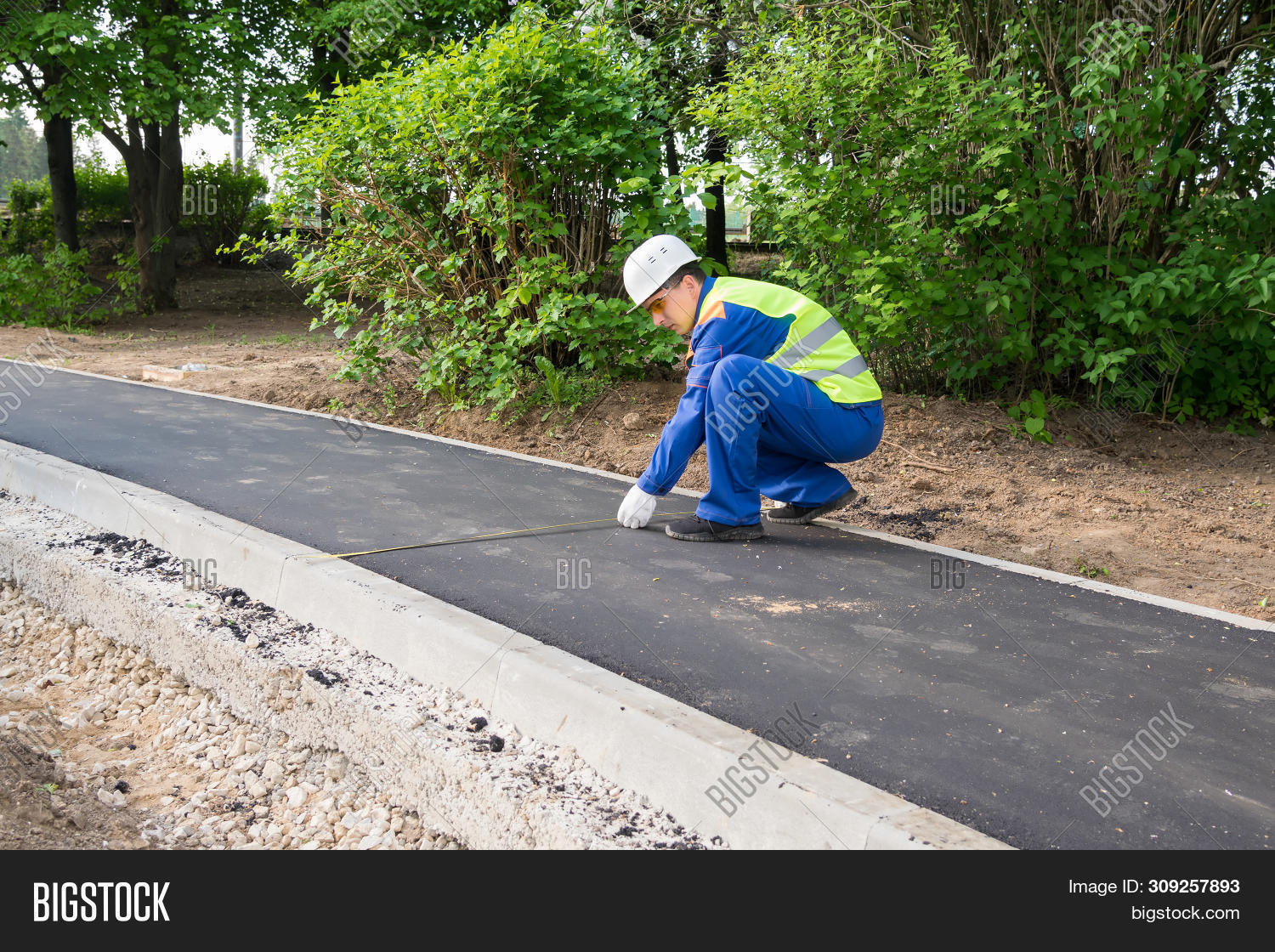 Male Road Repairman Image & Photo (Free Trial) | Bigstock