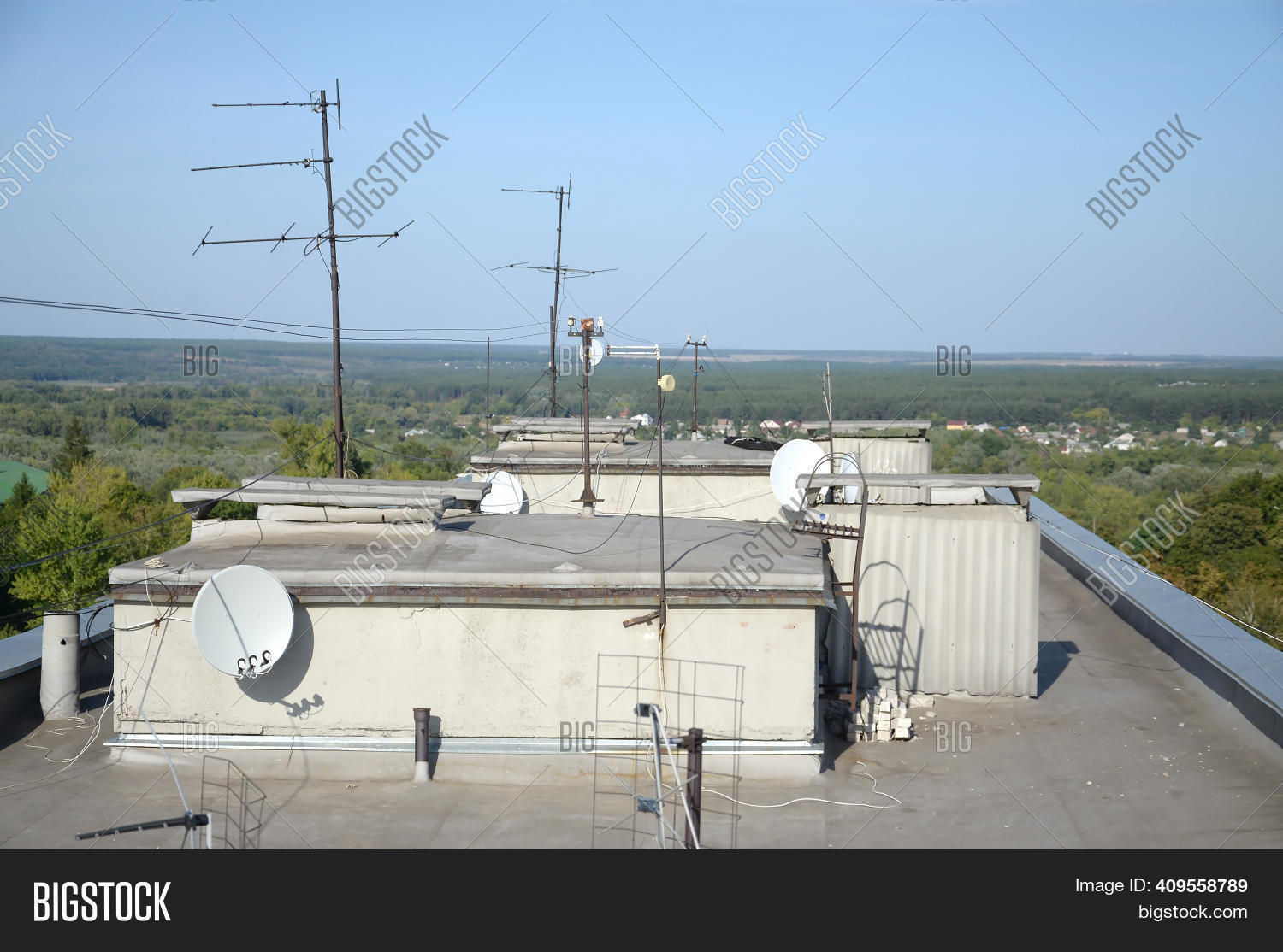 White Satellite Dish Image & Photo (Free Trial) | Bigstock