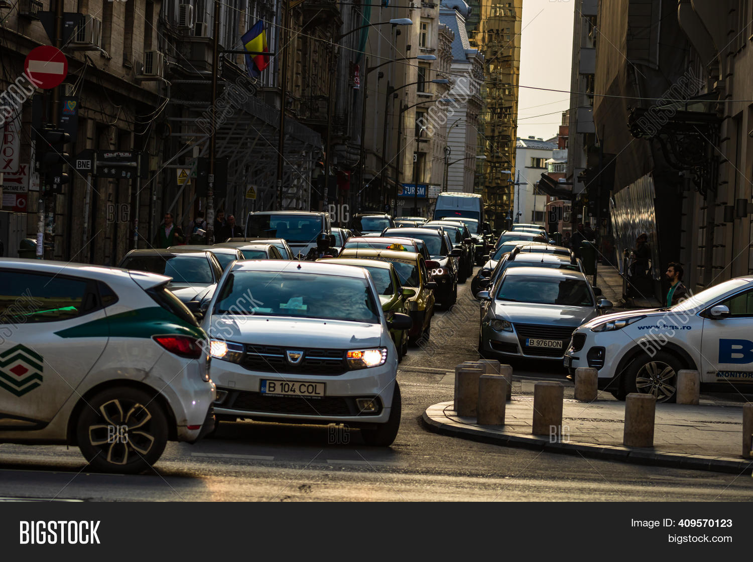 Car Traffic Rush Hour Image & Photo (Free Trial) | Bigstock