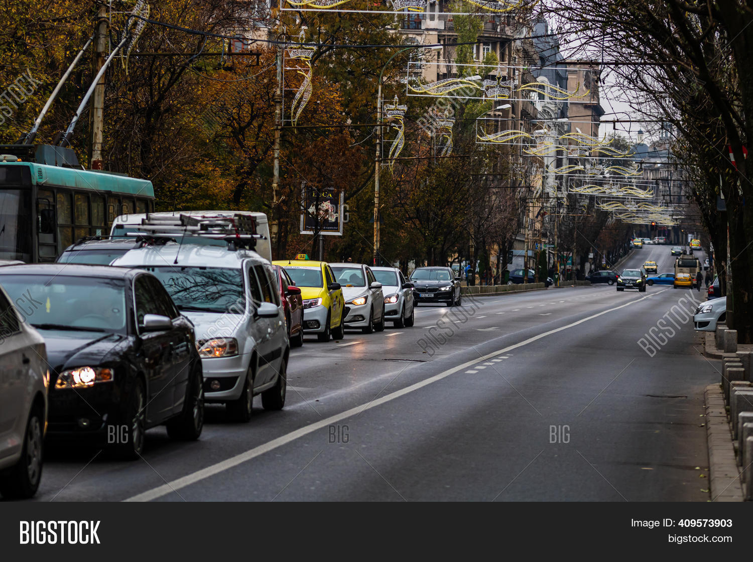 Car Traffic Rush Hour Image & Photo (Free Trial) | Bigstock