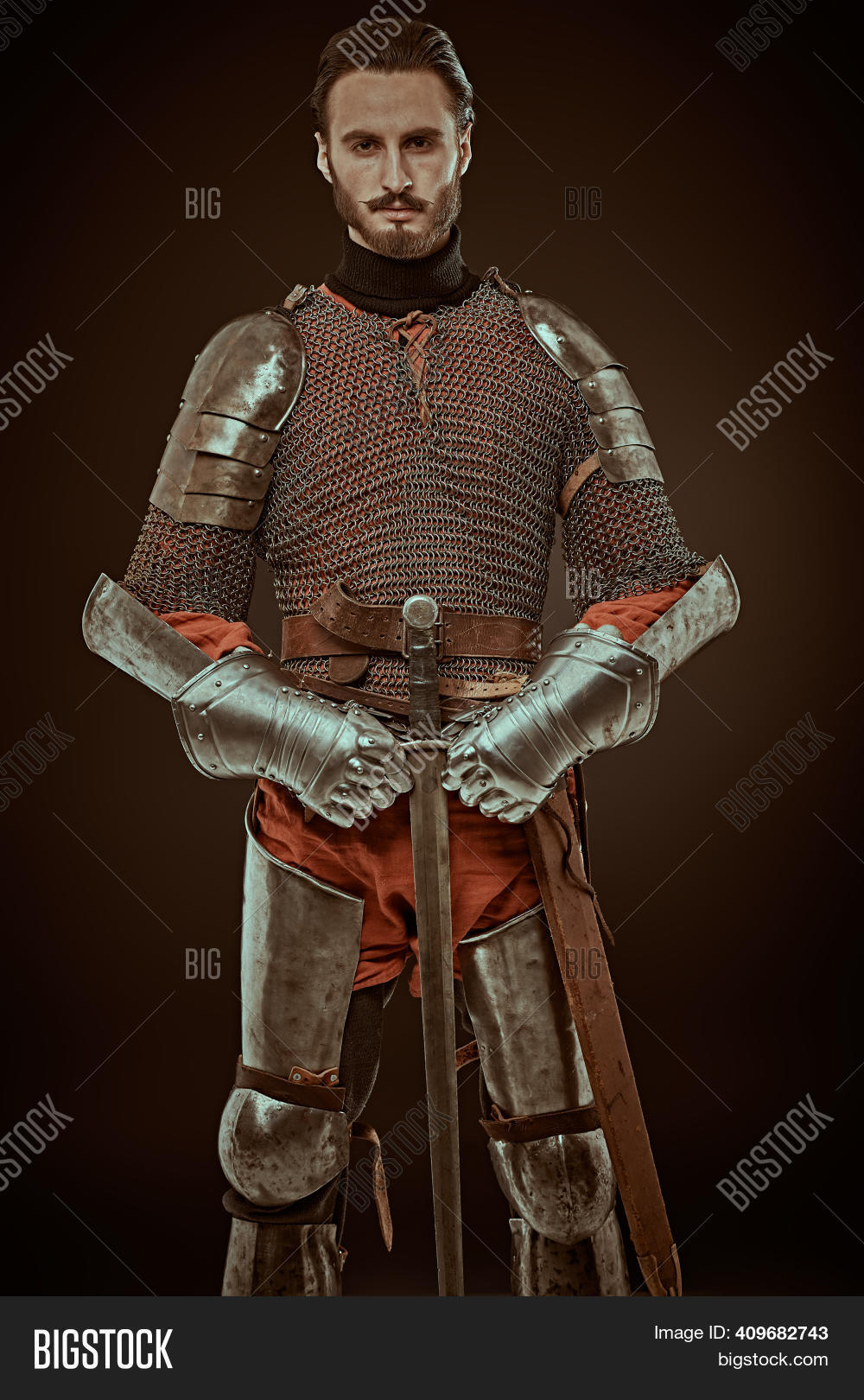 Brave Medieval Knight Image & Photo (Free Trial) | Bigstock