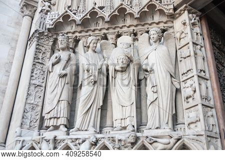 Statue St Denis Image & Photo (Free Trial) | Bigstock