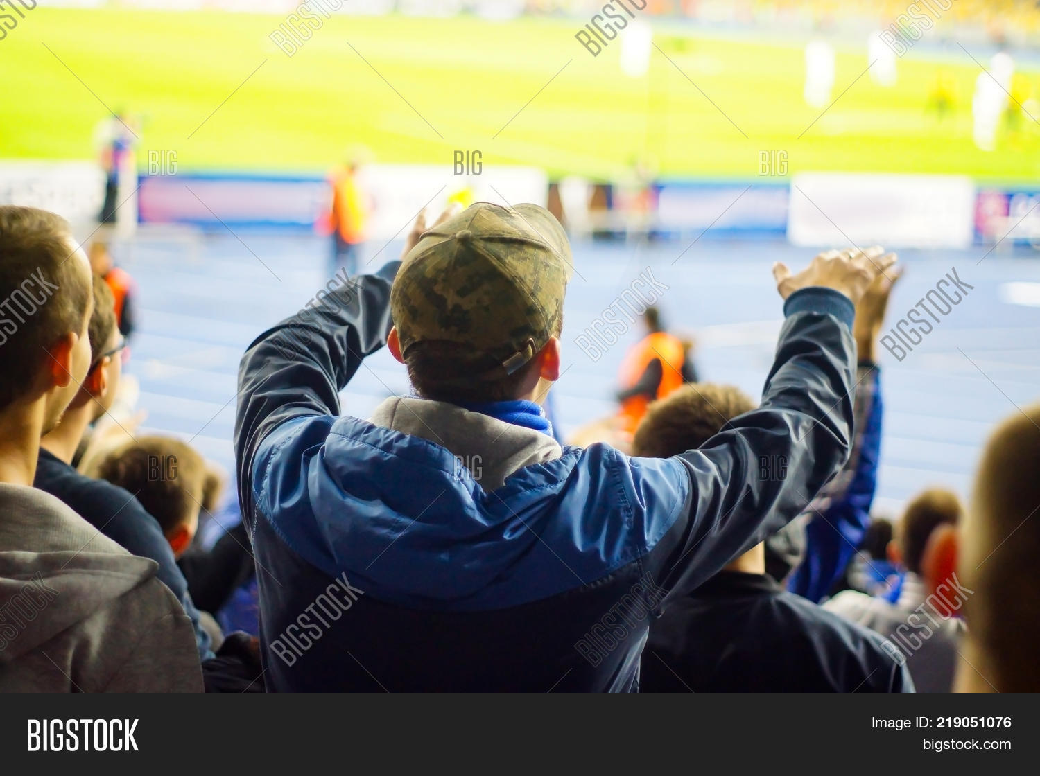 Football Fans Clapping Image & Photo (Free Trial) | Bigstock
