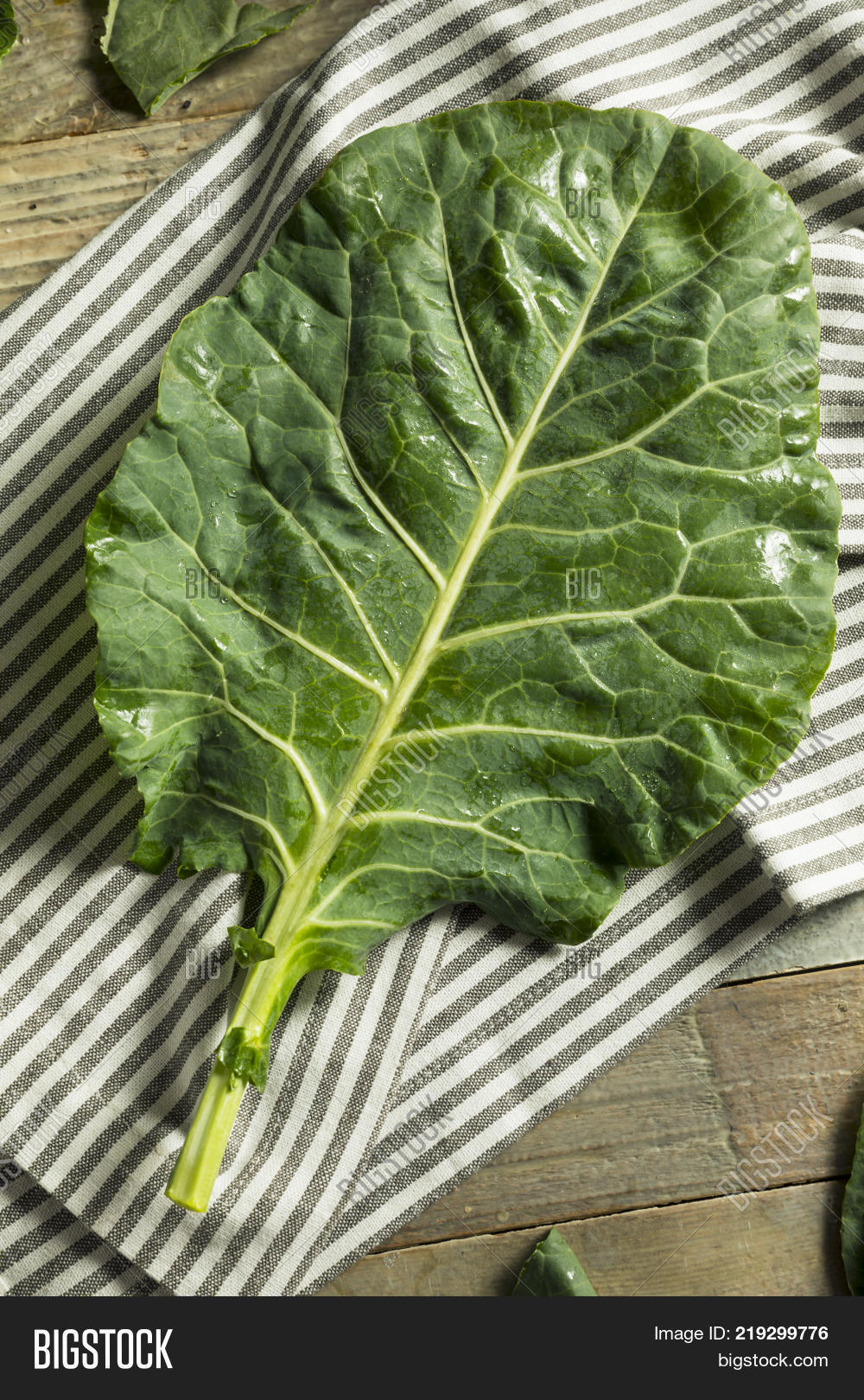 Raw Green Organic Image & Photo (Free Trial) | Bigstock
