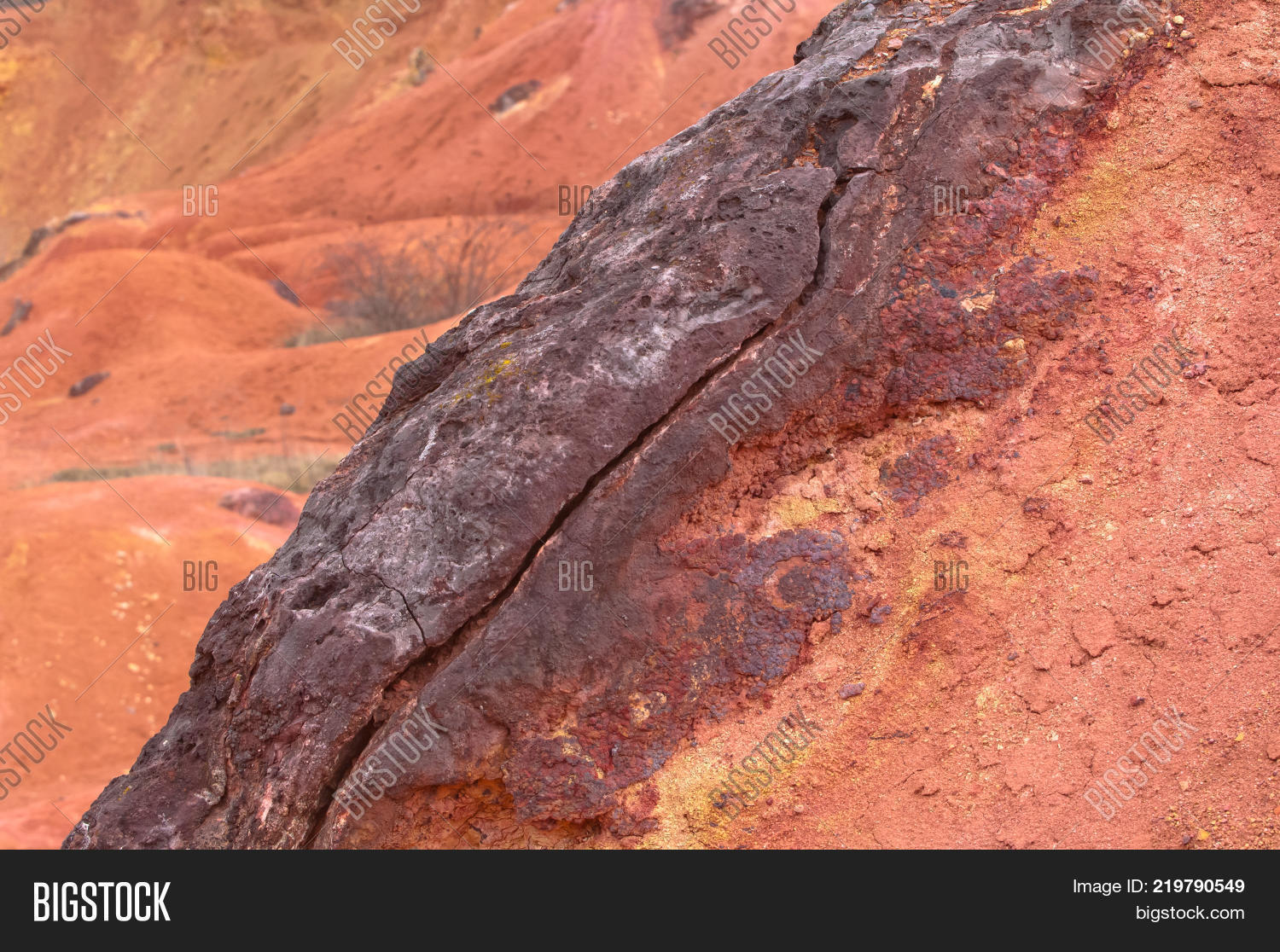 Bauxite Mine Raw Image & Photo (Free Trial) | Bigstock