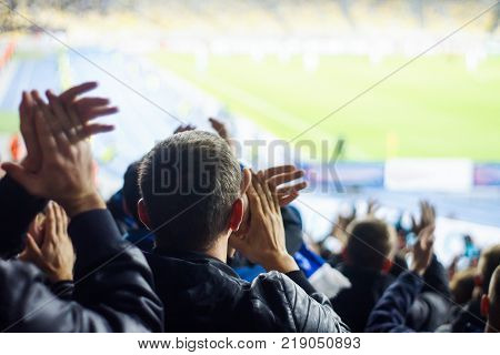 Football Fans Clapping Image & Photo (Free Trial) | Bigstock