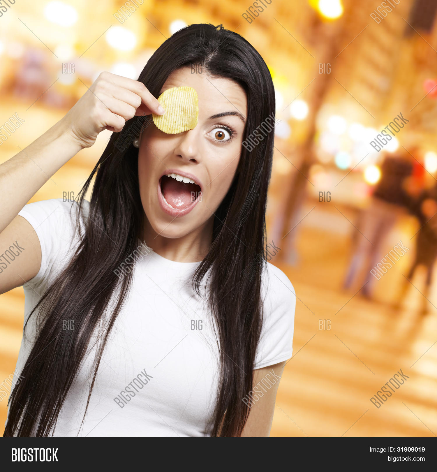 Woman Holding Potato Image & Photo (Free Trial) | Bigstock