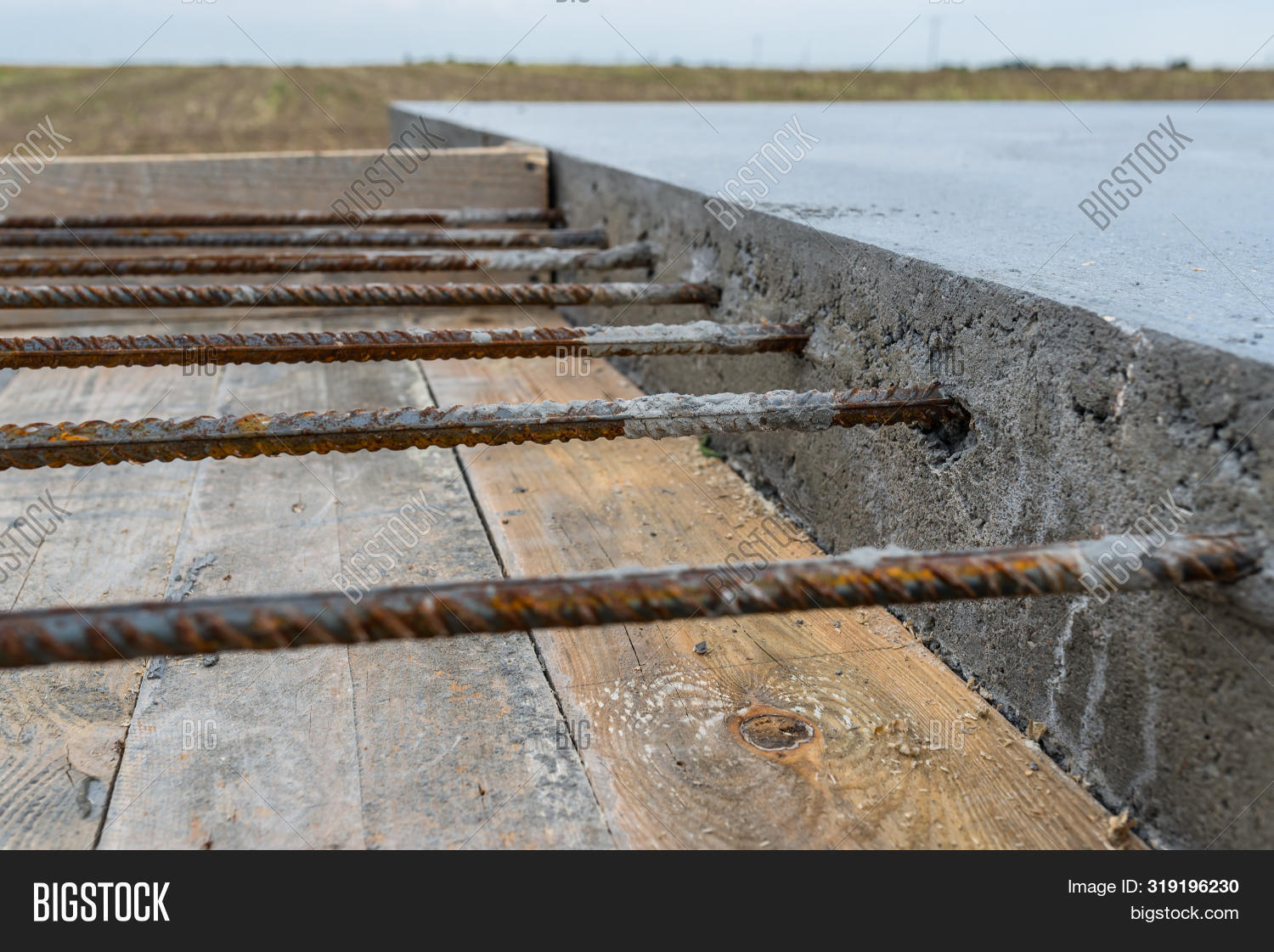 Reinforcing Bars Image & Photo (Free Trial) | Bigstock